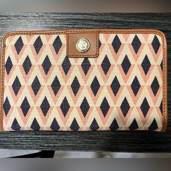 Spartina 449 | Bags | Spartina 449 Bifold Snap Wallet In The Pattern ...